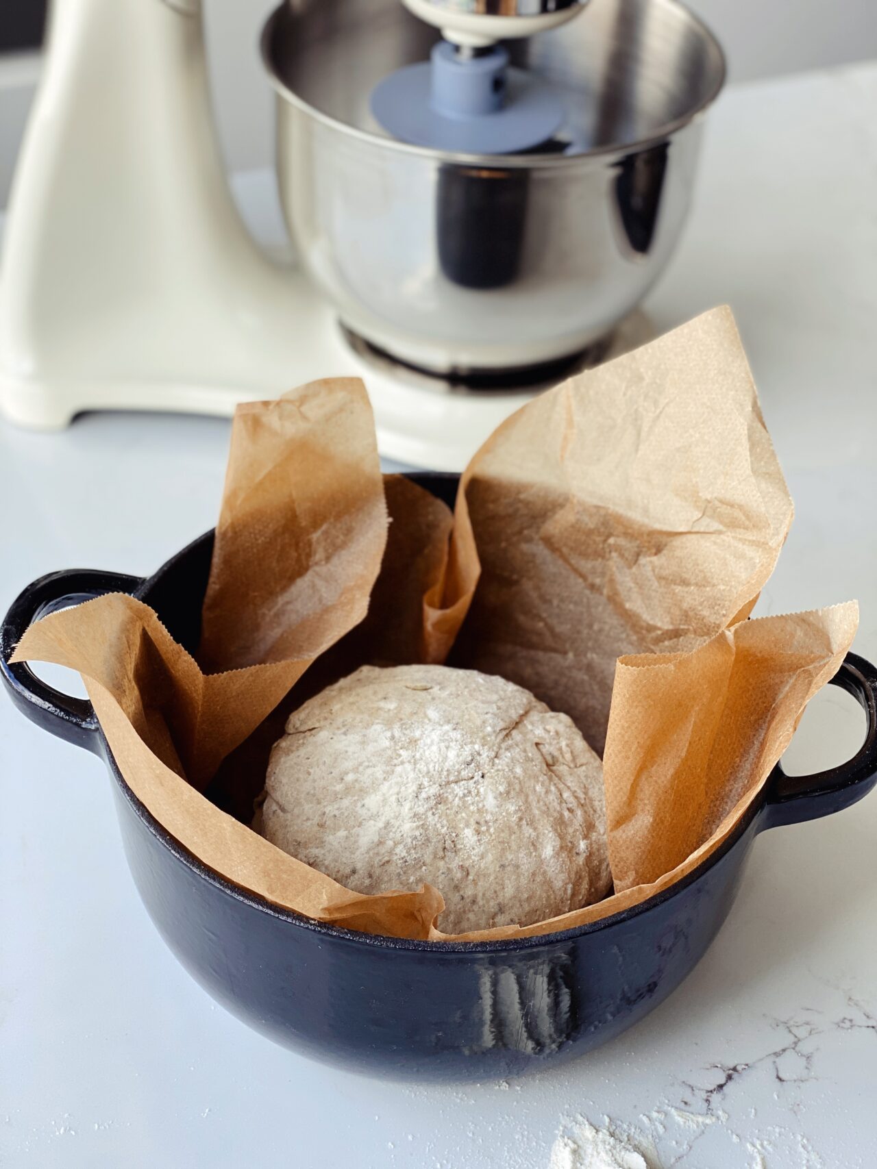 Pain moelleux au quinoa & chia - Margaux de Biolley